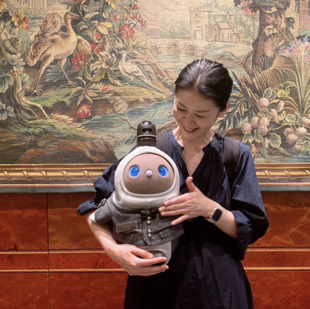 LOVOTとの日常を覗ける！LOVOT公式エバンジェリストの投稿をまとめてご紹介 Part.1「LOVOTとの素敵なポートレート」ほか